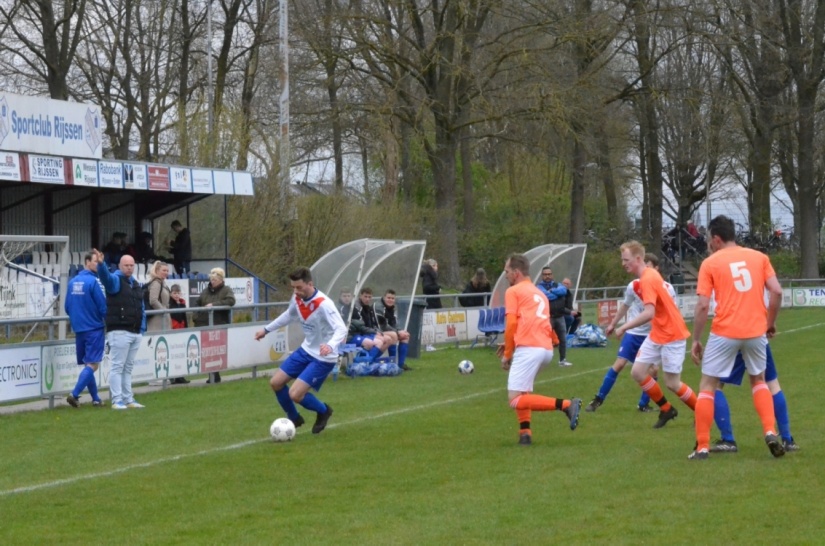 Sportclub Rijssen 1 verdient punt met hard werken | Sportclub Rijssen